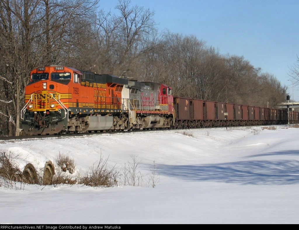 BNSF 7692